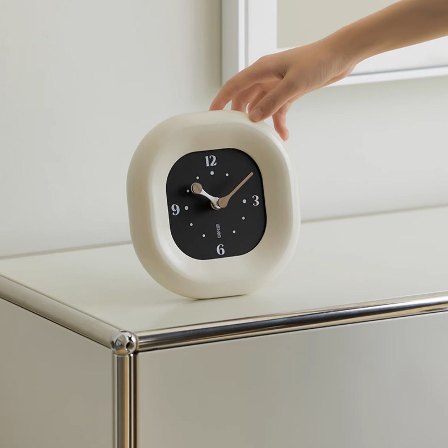 Minimalist Style Desk Clock – Redcit